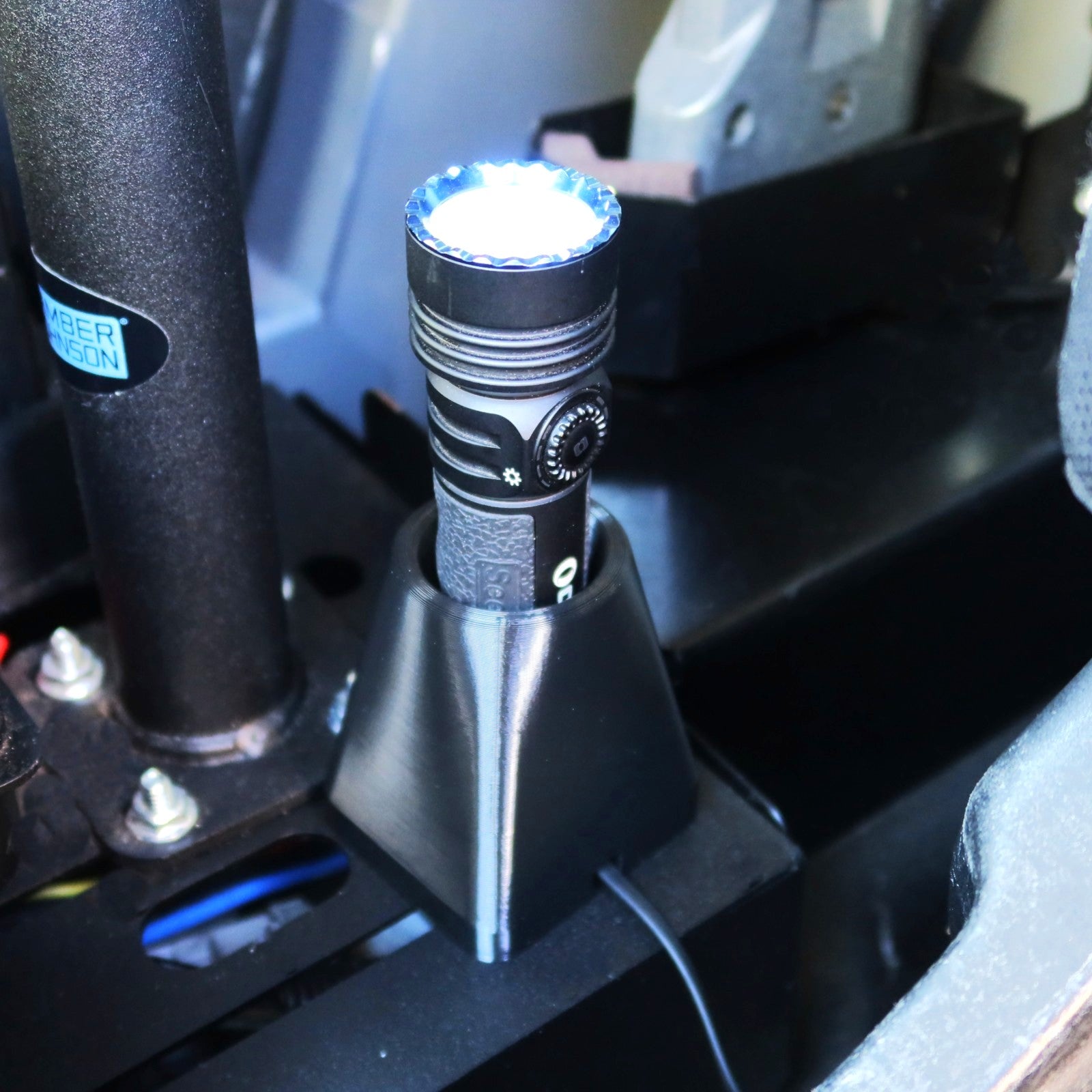 Olight Seeker 4 Pro Charging Dock - Mountable Magnetic Base – 3D Tactical